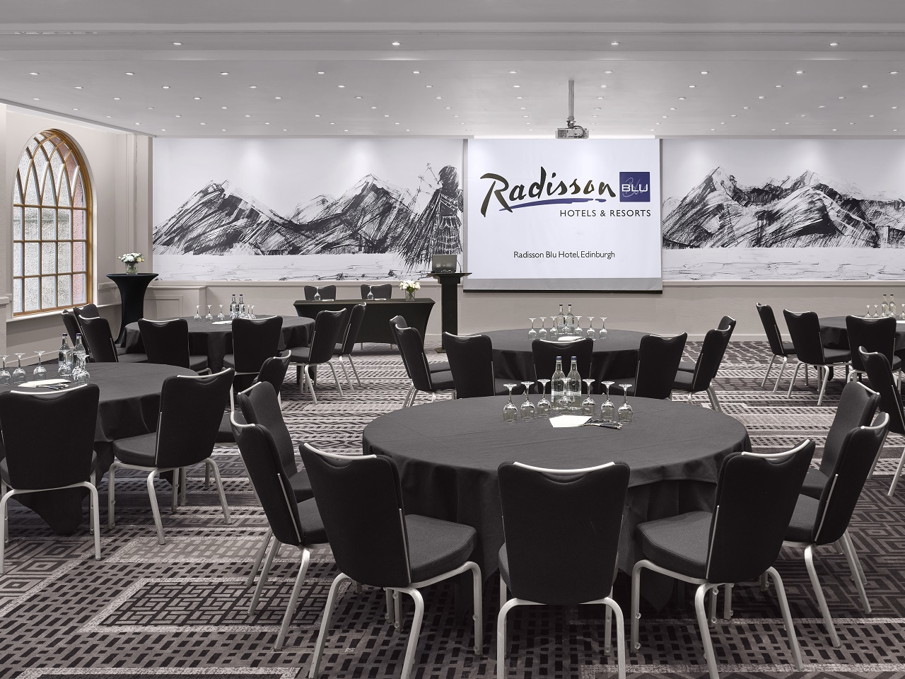 Hire Radisson Blu Hotel, Edinburgh | VenueScanner