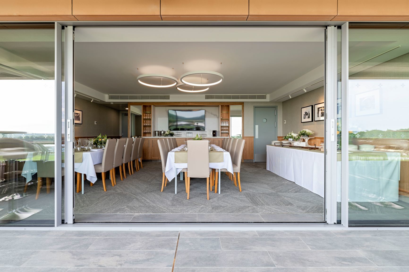 Hire Ascot Racecourse | Hospitality Box | VenueScanner