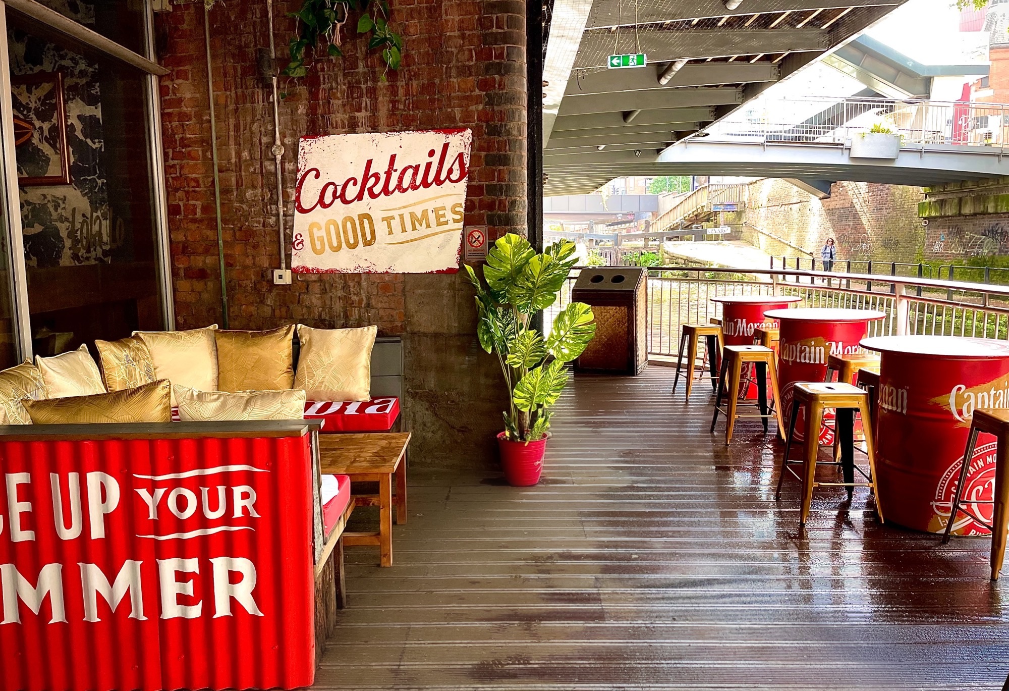 Hire Lola Lo Manchester | Terrace | VenueScanner