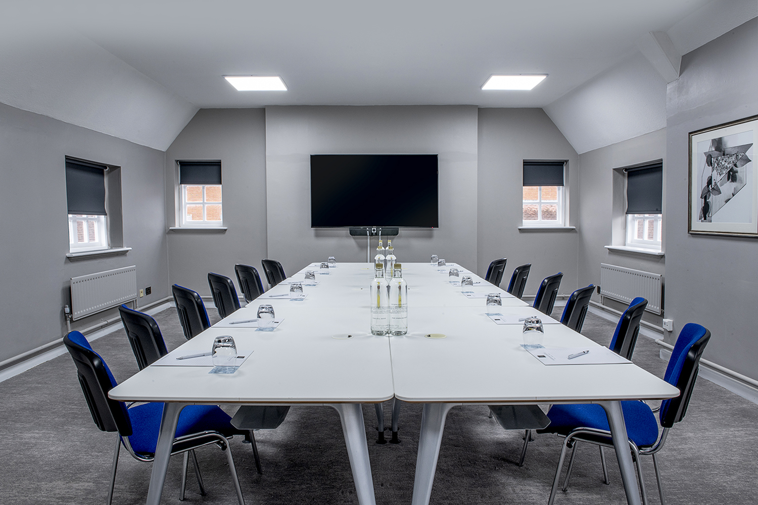 Hire Horwood House | The Drake Suite | VenueScanner