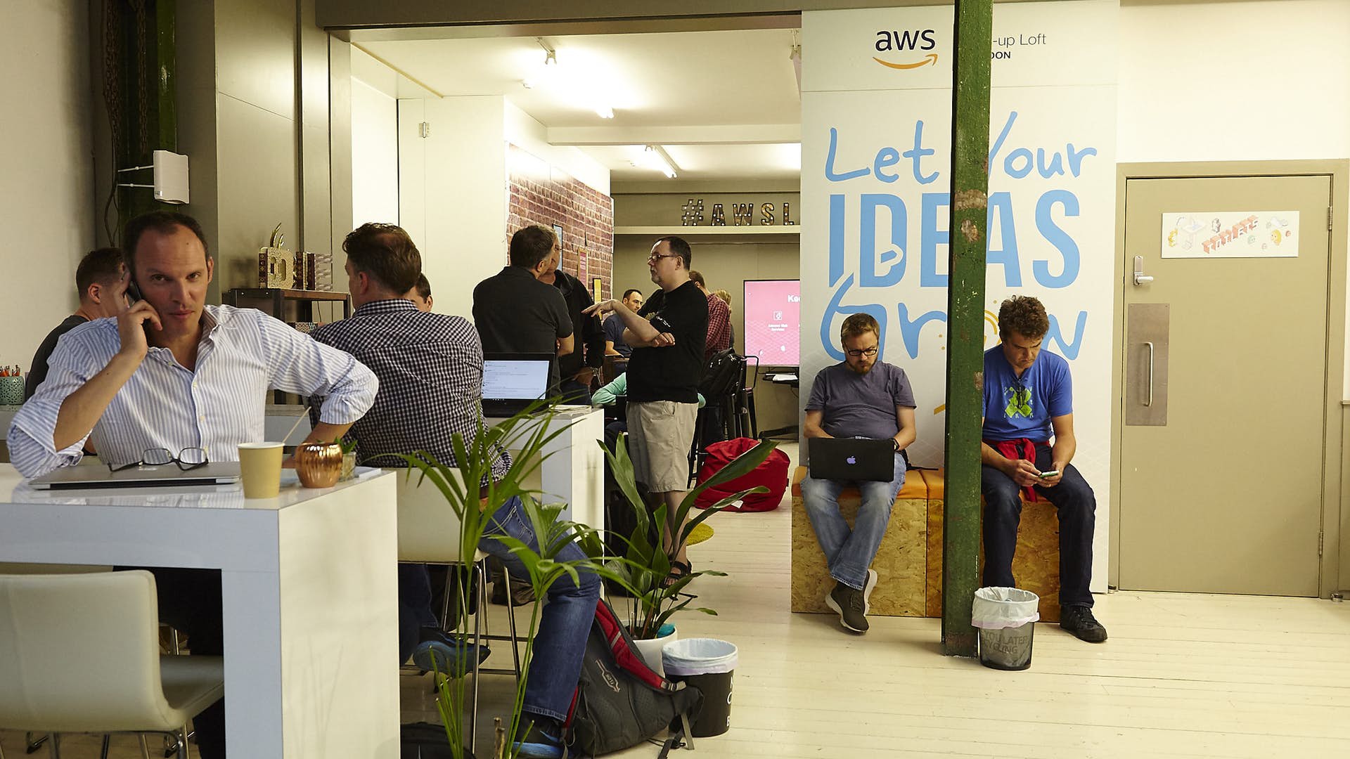 Hire White Rabbit | VenueScanner