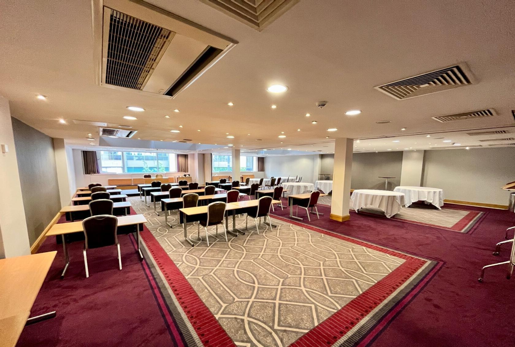 Hire Leonardo Royal Hotel Birmingham | VenueScanner