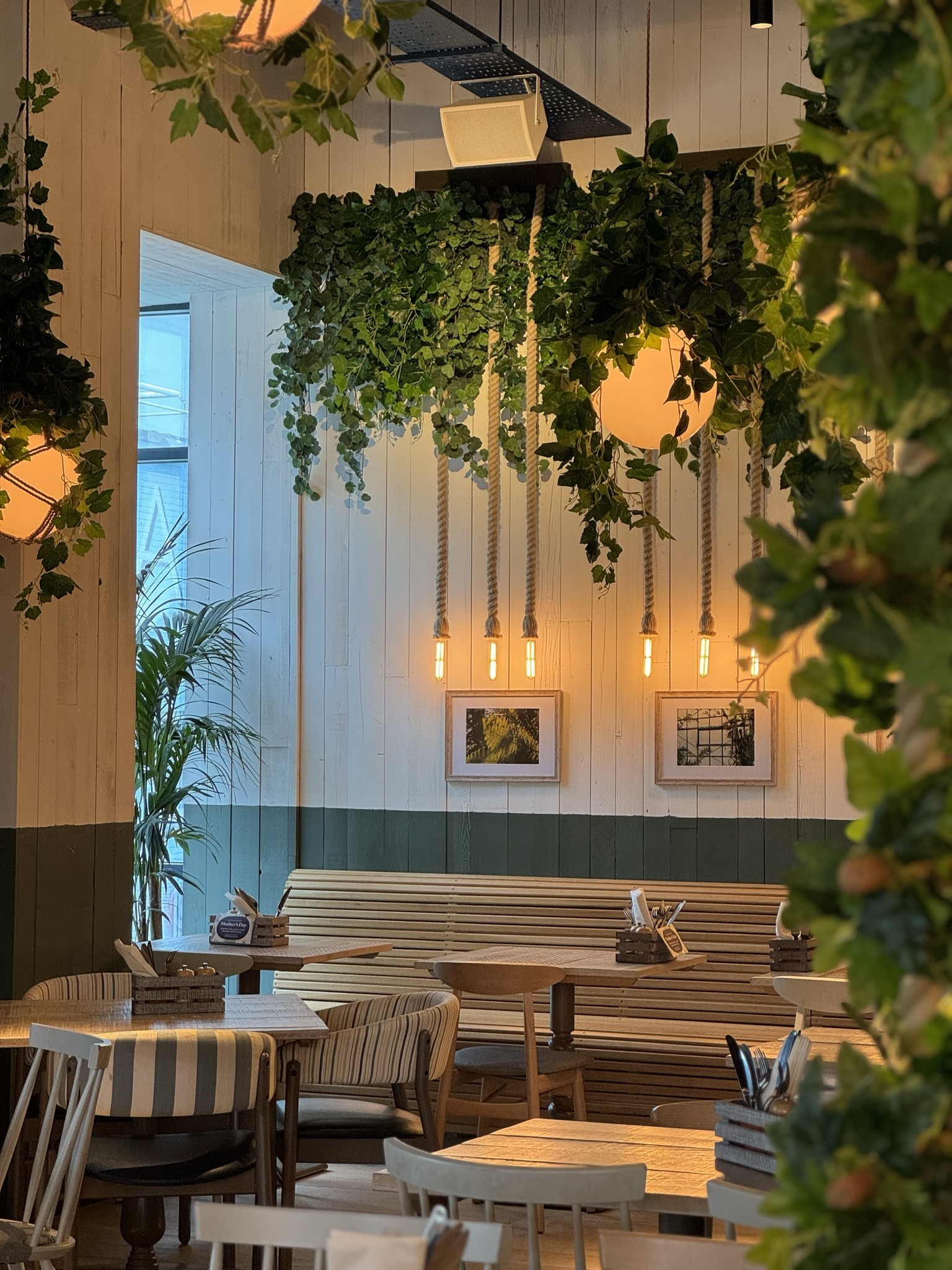 Hire The Botanist Cardiff Bay | Rockpools Dining Area | VenueScanner