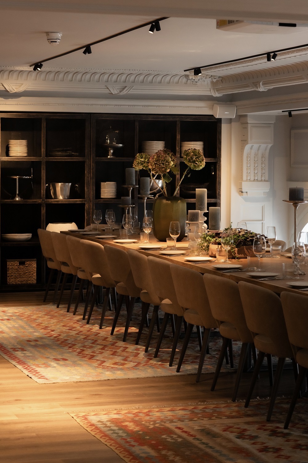 Hire Claro London | VenueScanner