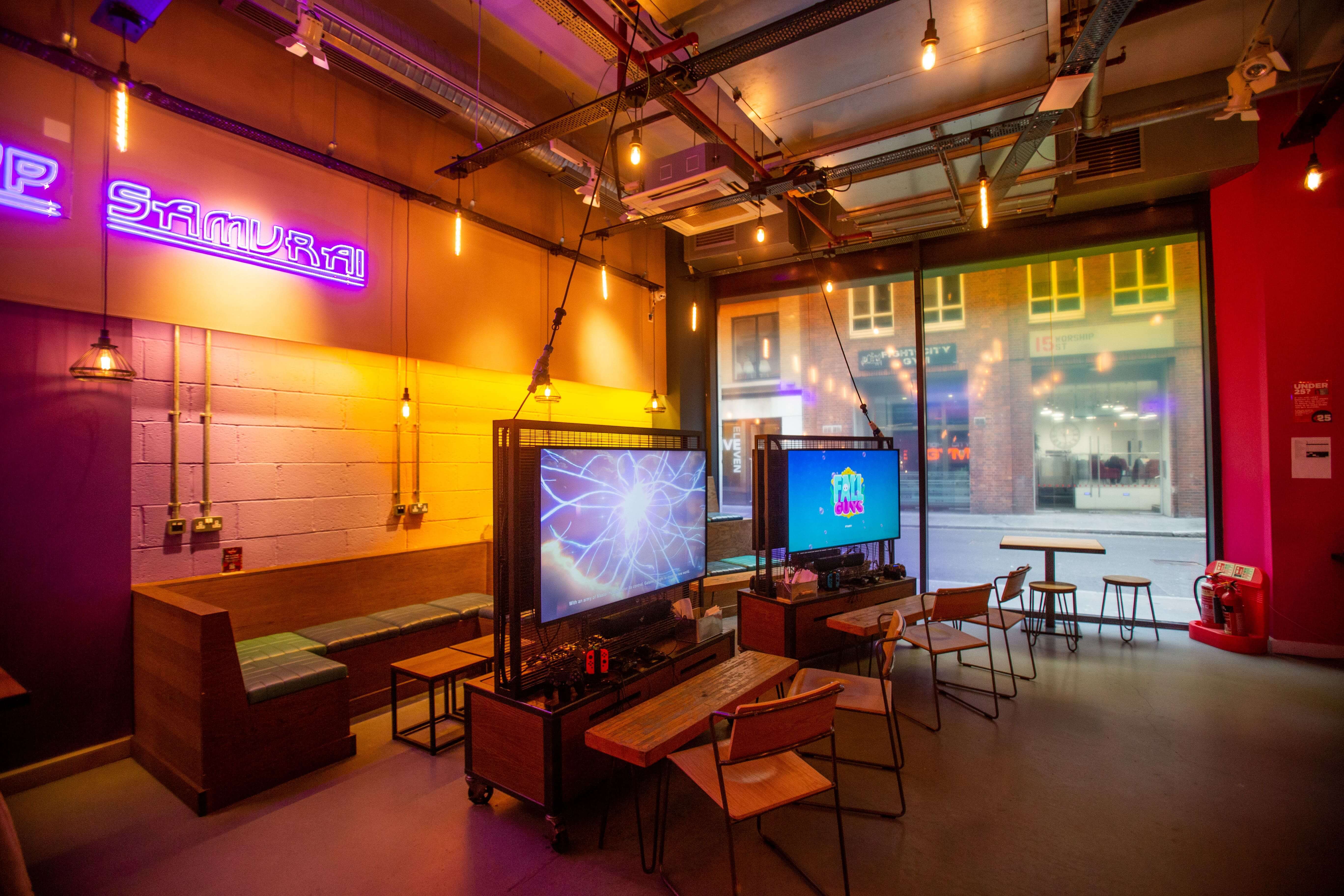 Hire Platform Shoreditch | Mushroom Kingdom | VenueScanner