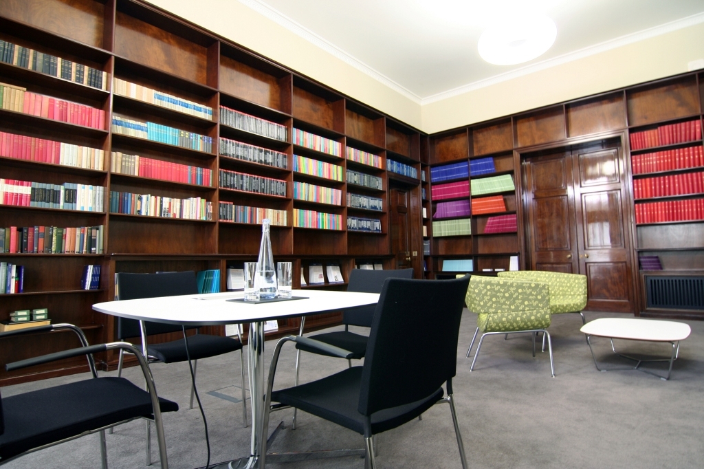 Hire 41 Portland Place | Jean Shanks Library - Fellows Room | VenueScanner