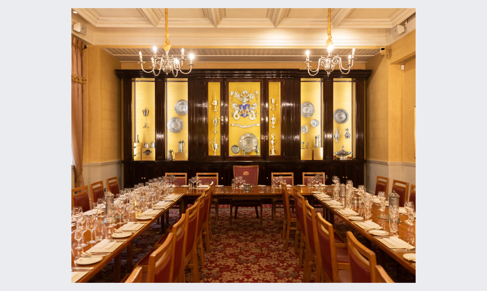 Hire Pewterers' Hall | The Livery Hall | VenueScanner