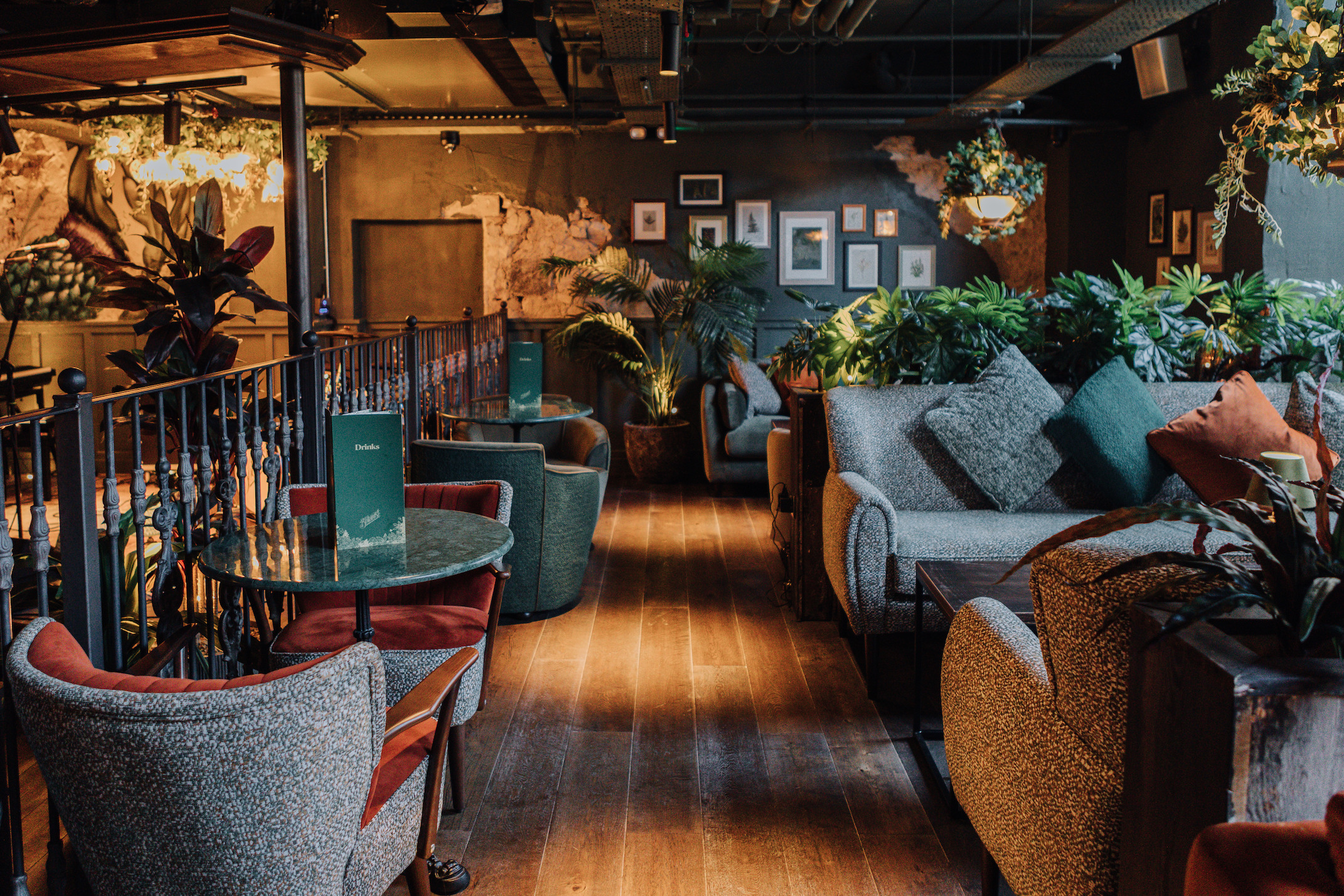 Hire The Botanist - Edinburgh | The Couches | VenueScanner