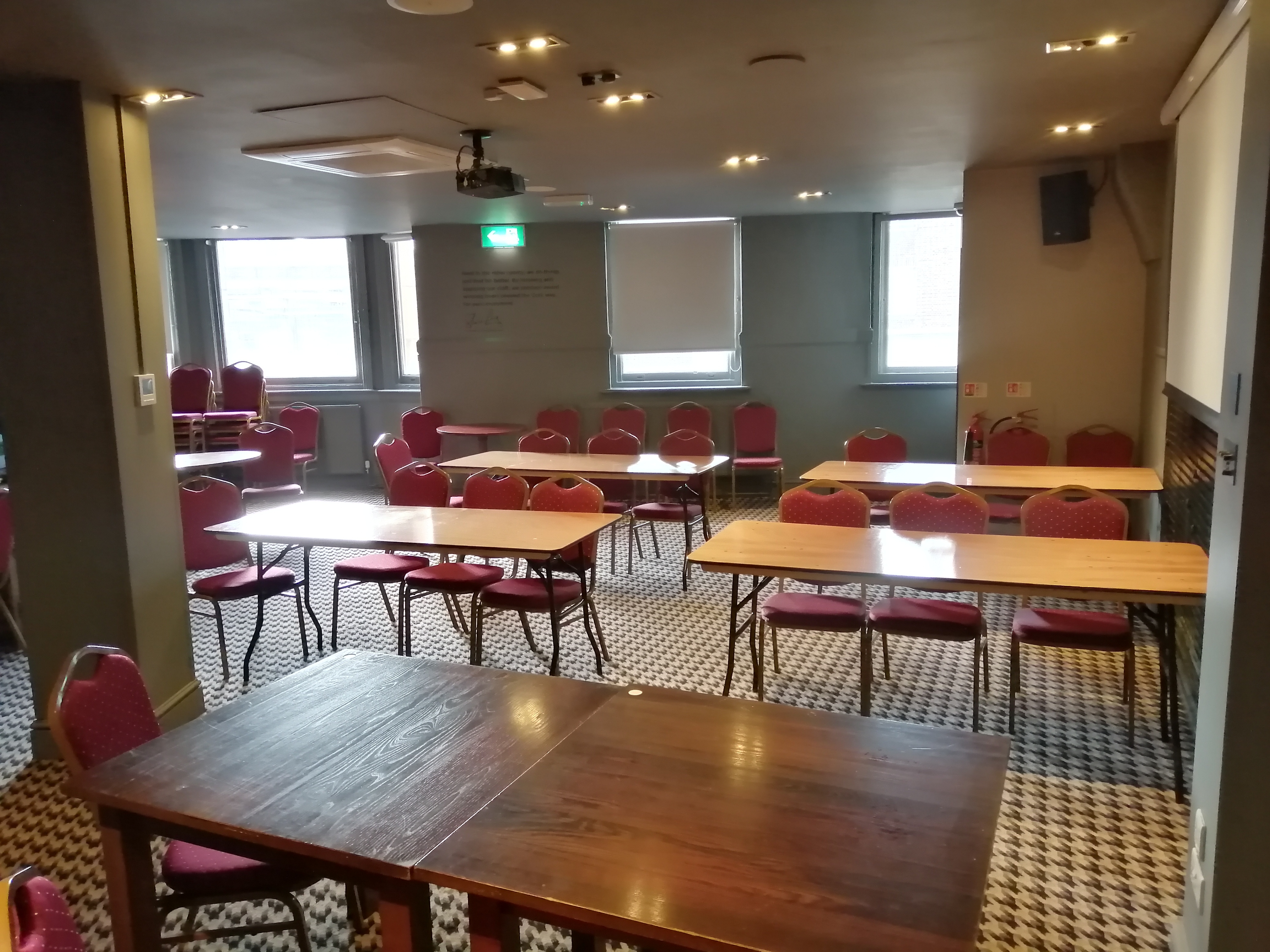 Hire O'Neill's Leeds | Function Room | VenueScanner