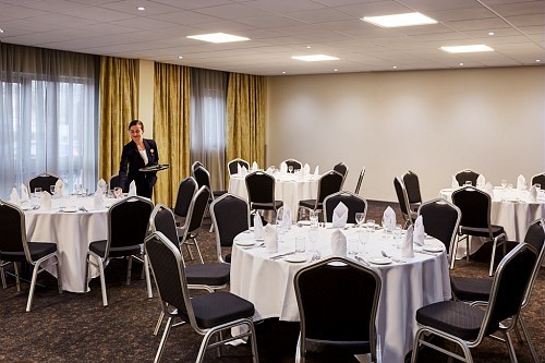 Hire Novotel Wolverhampton | The Wulfrun Suite | VenueScanner