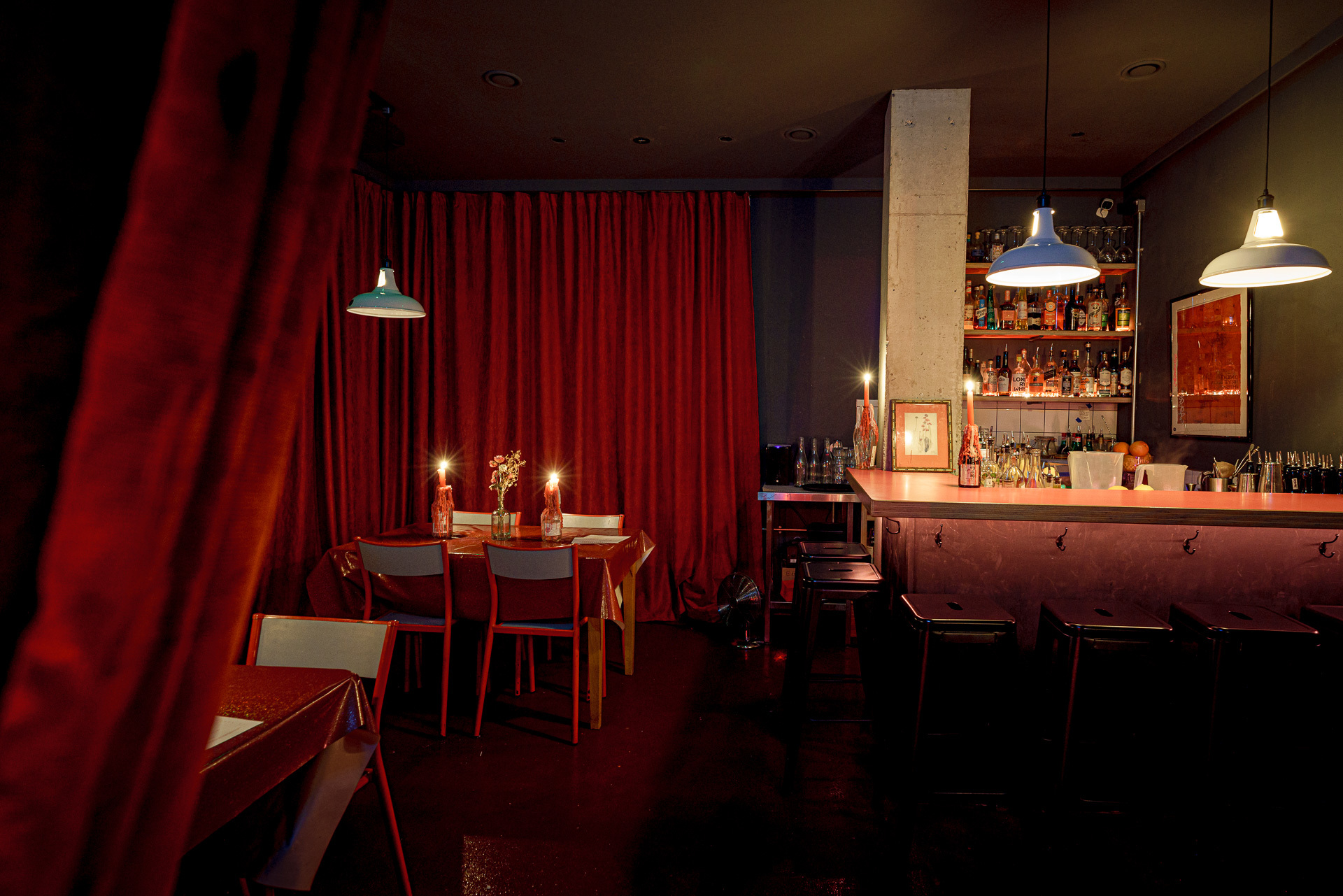 Hire Papi Restaurant | Freddles Bar | VenueScanner