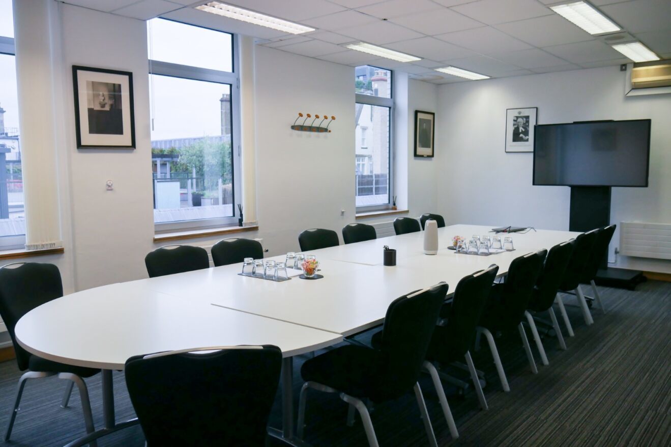 Hire 1 Wimpole Street | Wigmore Room | VenueScanner