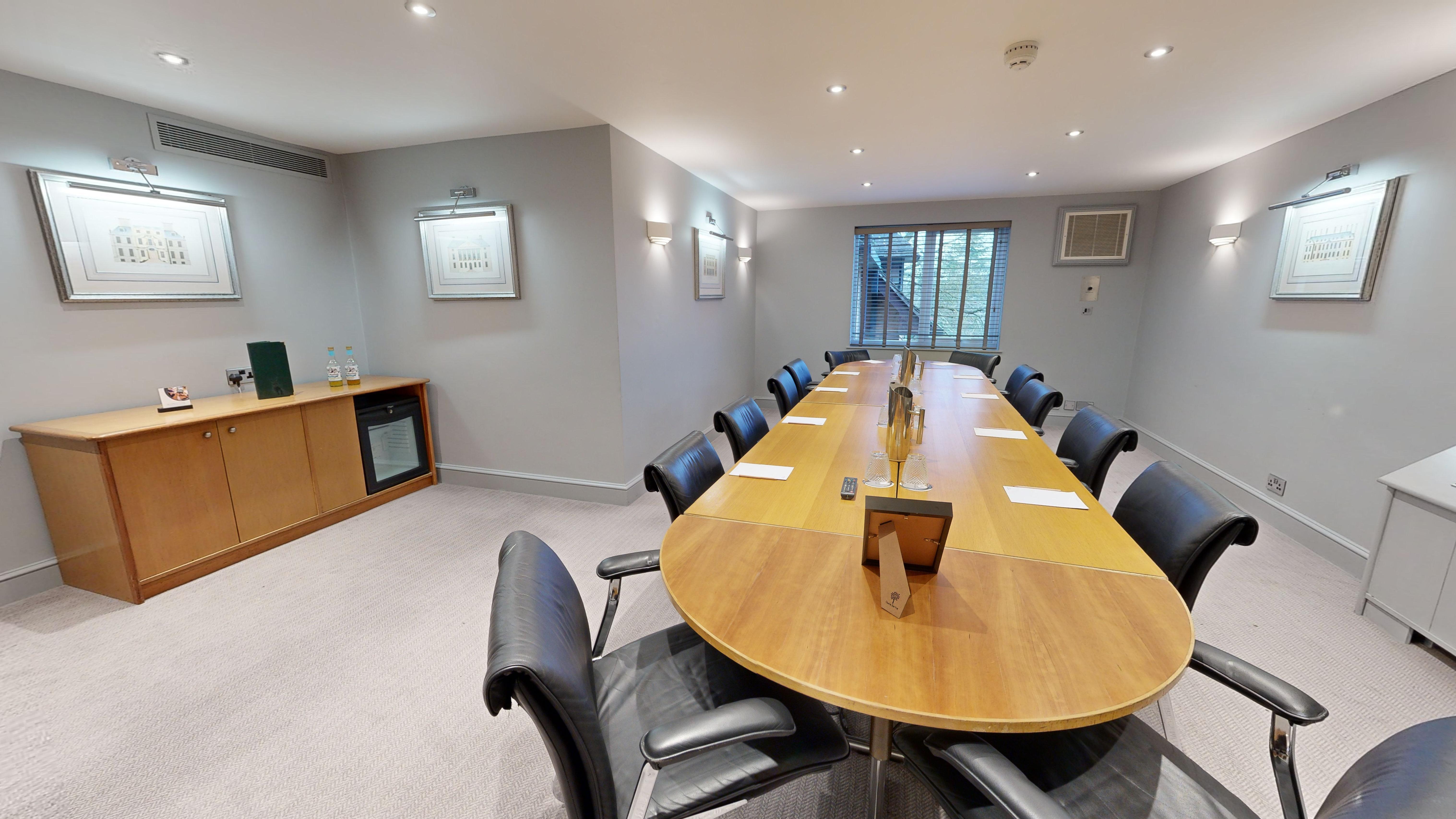Hire Kettering Park Hotel & Spa | Walgrave Room | VenueScanner