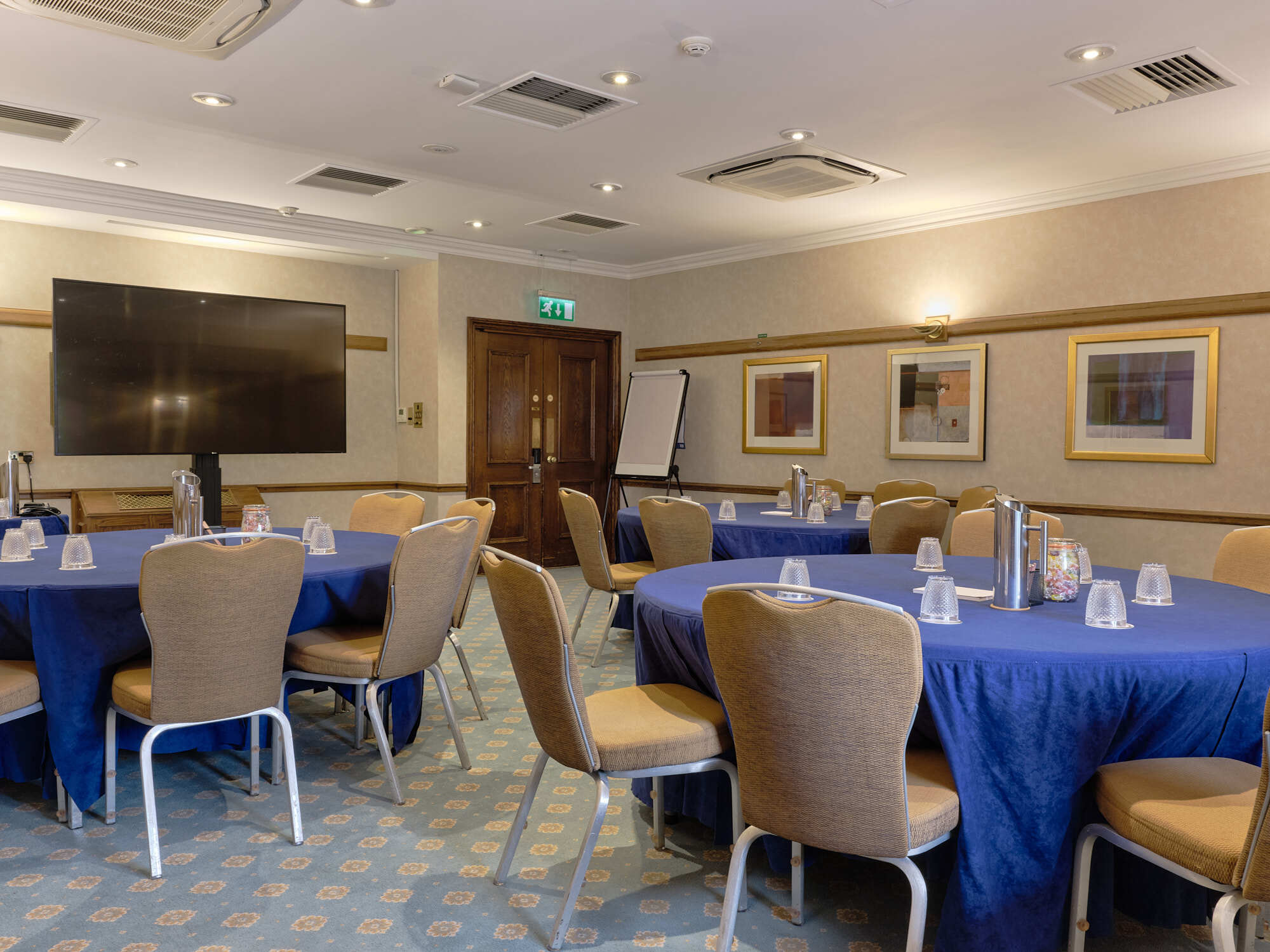 Hire Kettering Park Hotel & Spa | Oakham Suite | VenueScanner