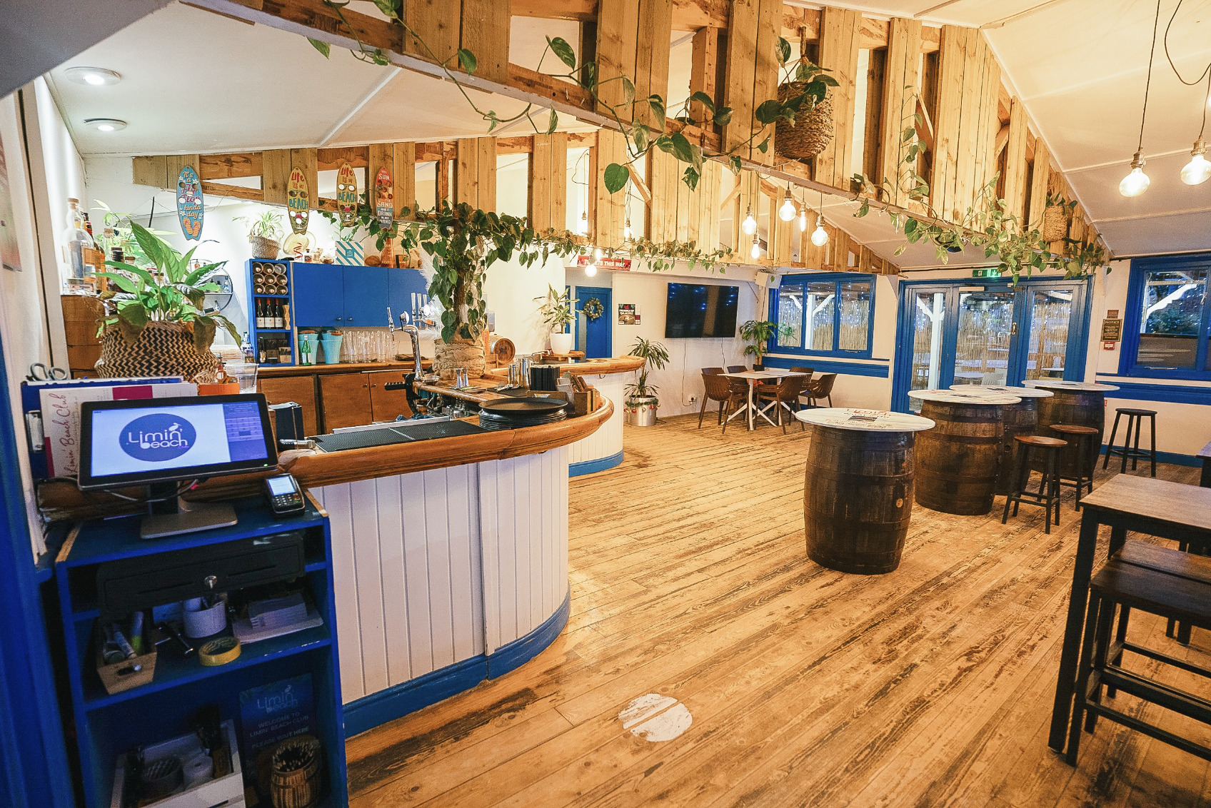 Hire LIMIN SOUTHBANK | The Rum Bar | VenueScanner